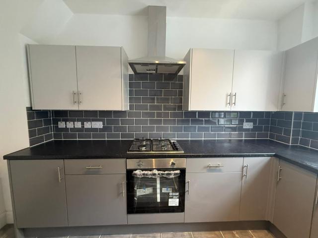 apartment for rent in Jebb Avenue, London, SW2 5XQ