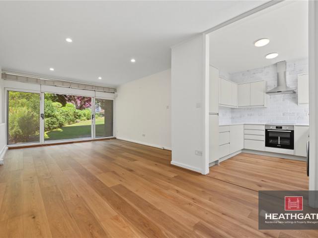 Apartment for rent in Oak hill park hampstead village nw3