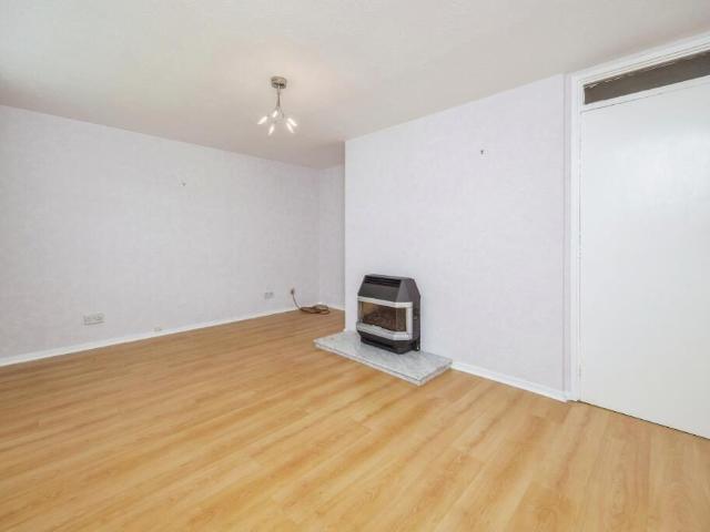 apartment for rent in Oak Place, EH22 5LY