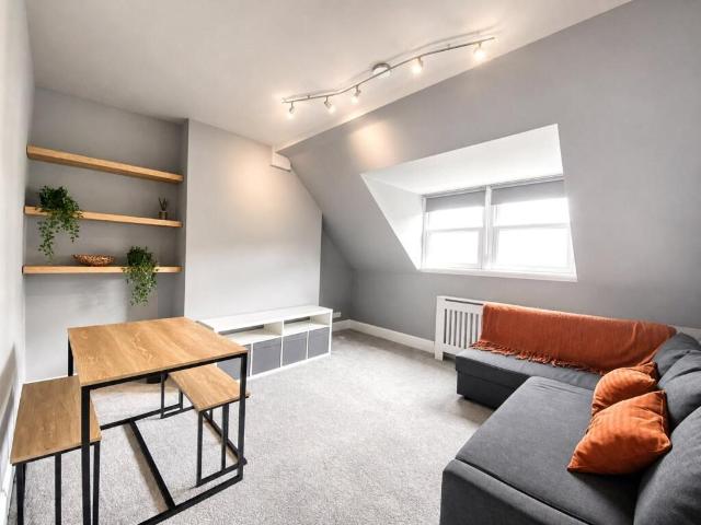 apartment for rent in Oakfield Grove, BS8 2BL