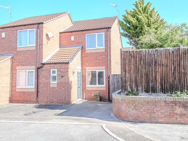 apartment for rent in Oulton Close, Woodthorpe View Arnold, Nottingham