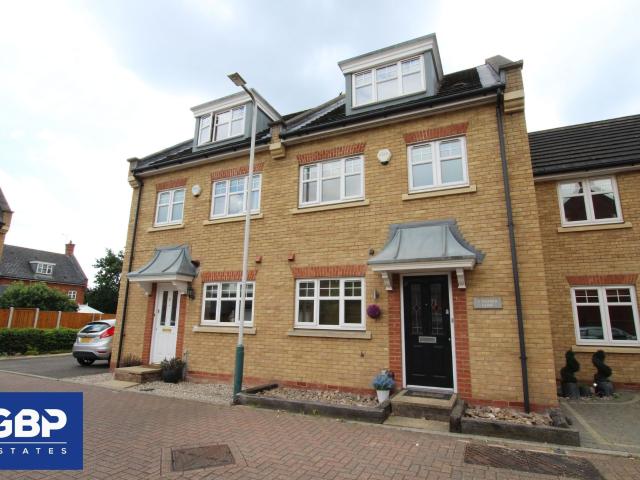 apartment for rent in Oxford Close, Romford, RM2