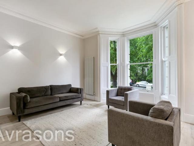 apartment for rent in Oxford Gardens, W10 5UH