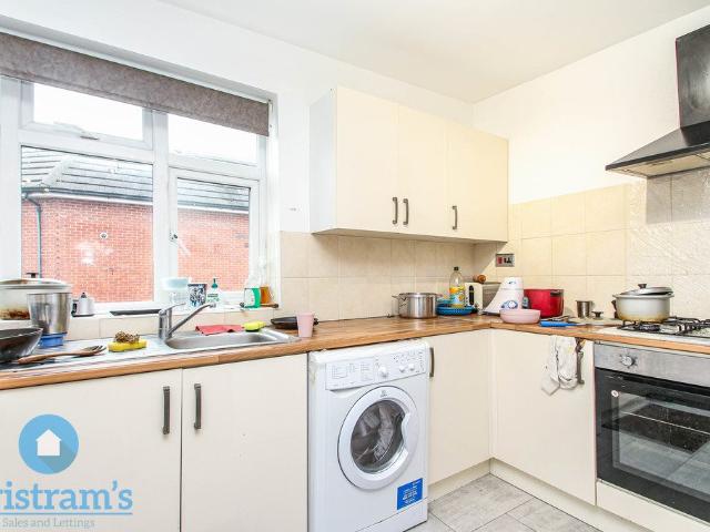 apartment for rent in Loughborough Road, NG2 7JE