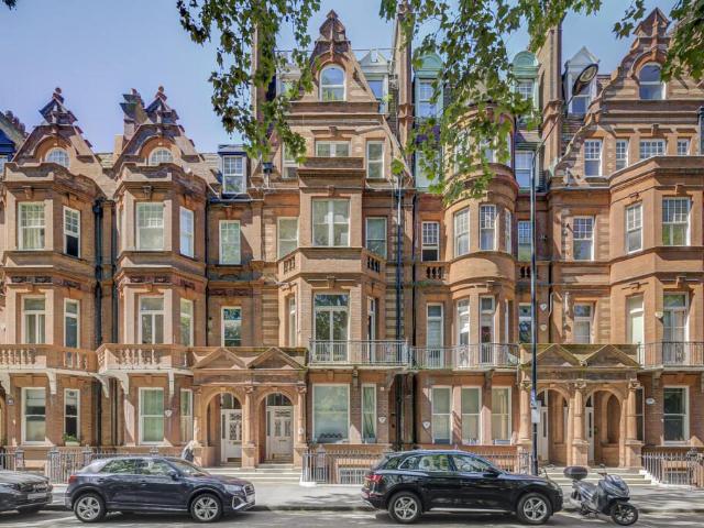 apartment for rent in Lower Sloane Street, SW1W 8BP