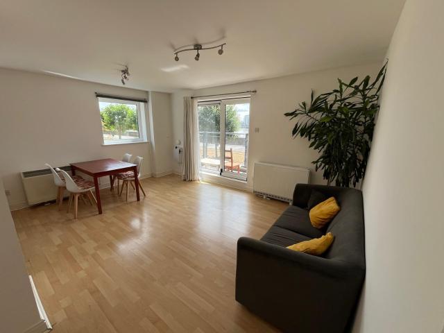 apartment for rent in Lowestoft Mews, Docklands, E16