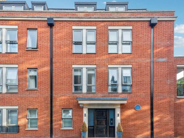 apartment for rent in Logan Place, W8 6QN