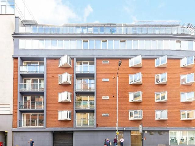 apartment for rent in Long Lane, London, SE1 4NN
