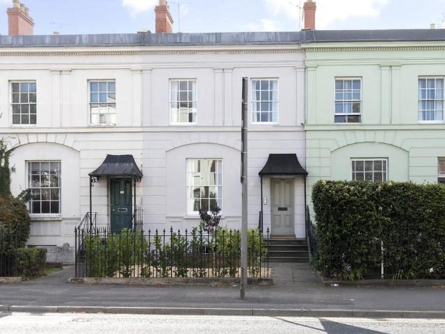 apartment for rent in London Road, GL52 6HL