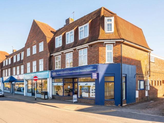 apartment for rent in London Road, GU4 7JS