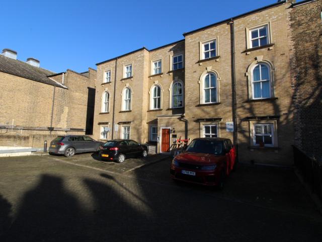 apartment for rent in London Road, Forest Hill, SE23
