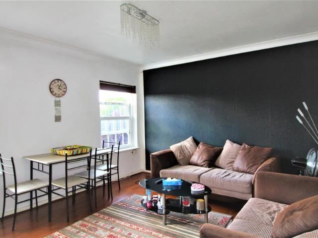 apartment for rent in London Road, London Road, Enfield, EN2 6HX