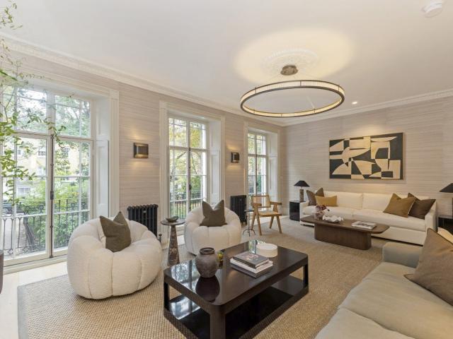apartment for rent in London SW3 2AD Brompton Square, Knightsbridge