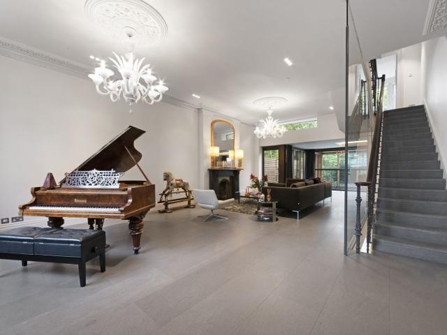 apartment for rent in London W11 3NF Horbury Crescent, Notting Hill