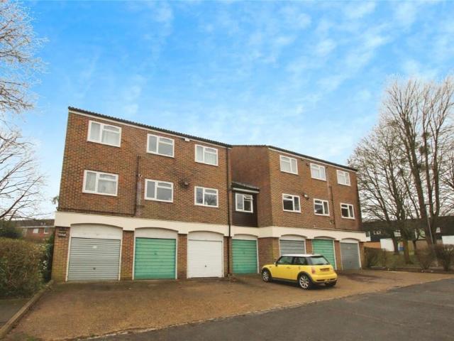 apartment for rent in Ladybank, RG12 7HB