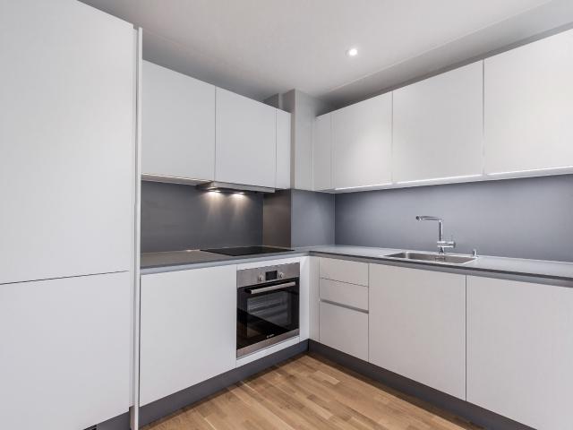 apartment for rent in Lambert Court, Bushey Grove Road Bushey Bushey