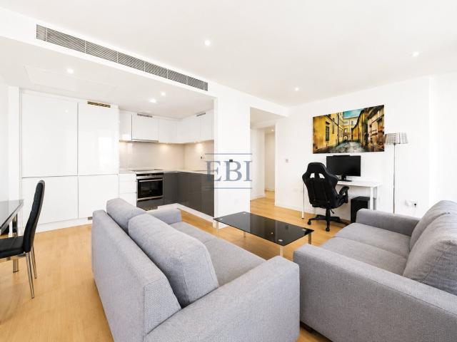 apartment for rent in Landmark East, 24 Marsh Wall, E14 9EB