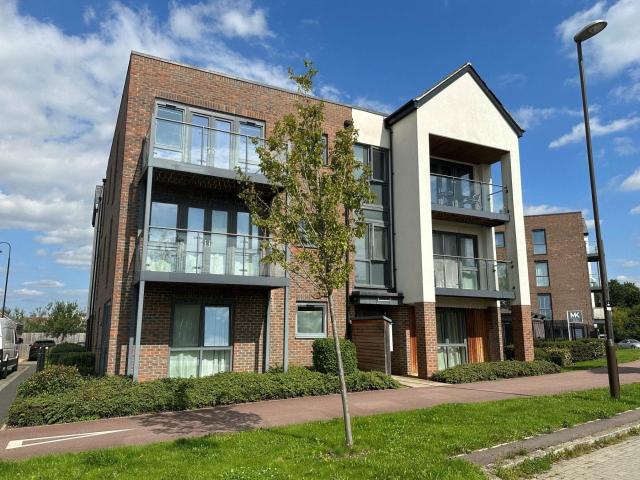 apartment for rent in Larson Close, Oakgrove, MK10