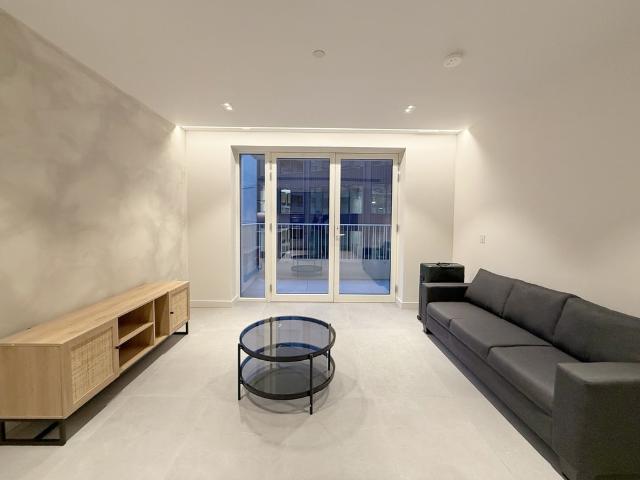 1 bedroom flat to rent on Lewis Cubitt Park, London
