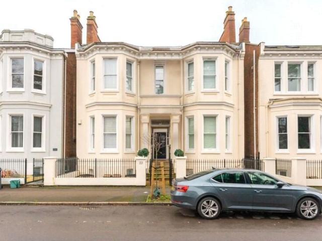 apartment for rent in Leam Terrace, CV31 1BB