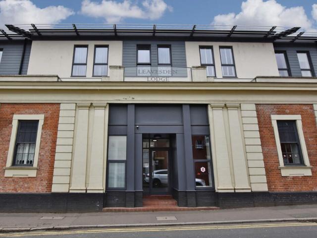 apartment for rent in Leavesden Road, WD24 5FR