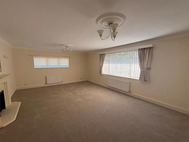 apartment for rent in Lee Court Ferndown BH22 8HF
