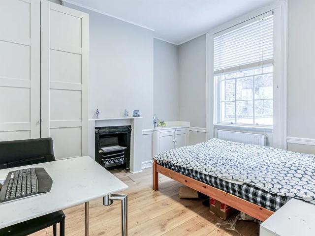 apartment for rent in Leigh Street, London, WC1H