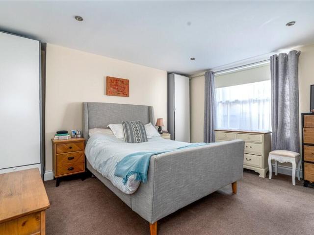 apartment for rent in Leigh Road, N5 1SS