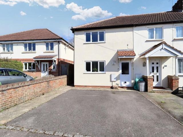 apartment for rent in Lennard Road, TN13 2UX