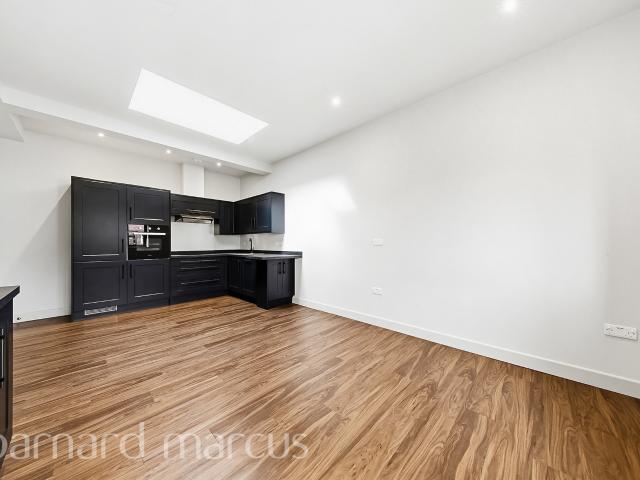 apartment for rent in Leslie Park Road, Croydon, Croydon