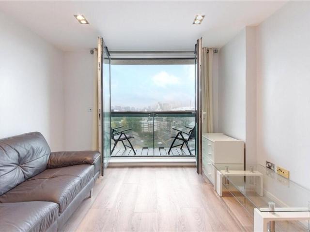 apartment for rent in Limeharbour, E14 9LS