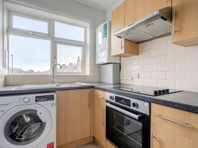 apartment for rent in Lincoln Close, London, London