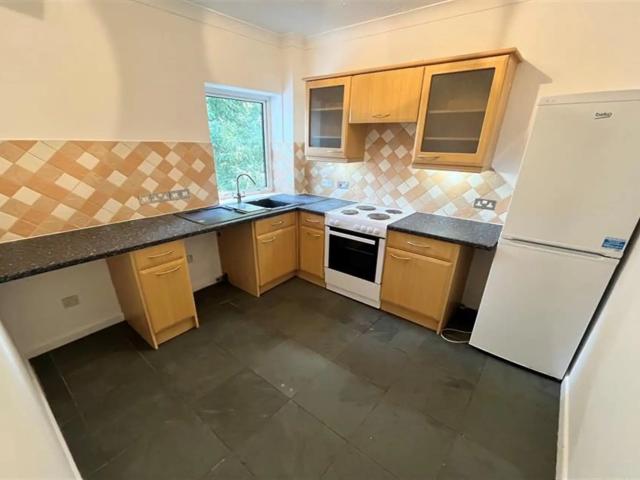 apartment for rent in Linden Court Bournemouth BH1 1RP