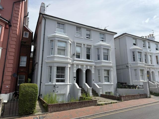 apartment for rent in Mount Sion, Tunbridge Wells, Kent