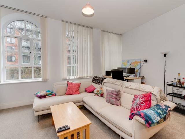 apartment for rent in Mowbray Street, Union Forge, S3