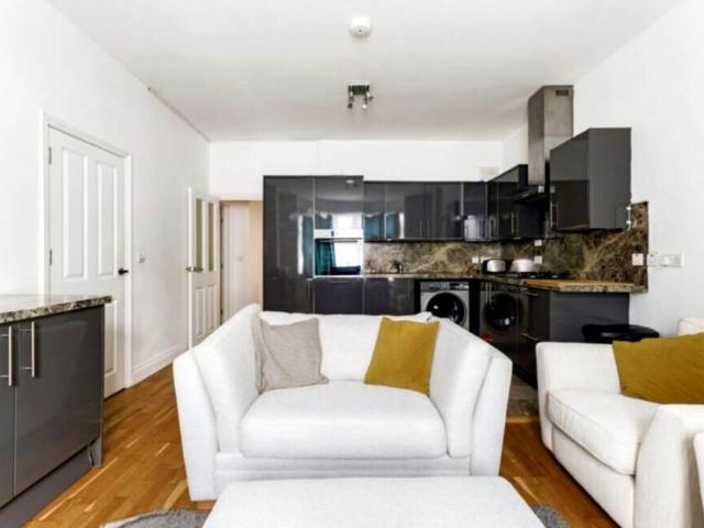 apartment for rent in Montana Road, SW17 8SN