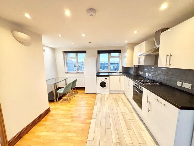 apartment for rent in Montana Road, Tooting, Tooting