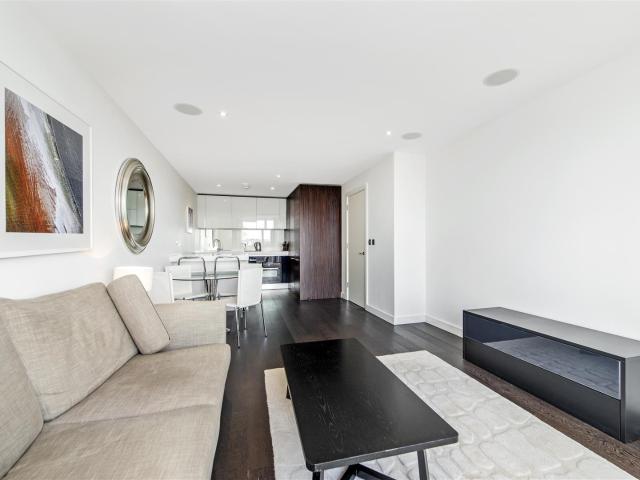 Apartment for rent in Moore House, 2 Gatliff Road, London, SW1W 8DU