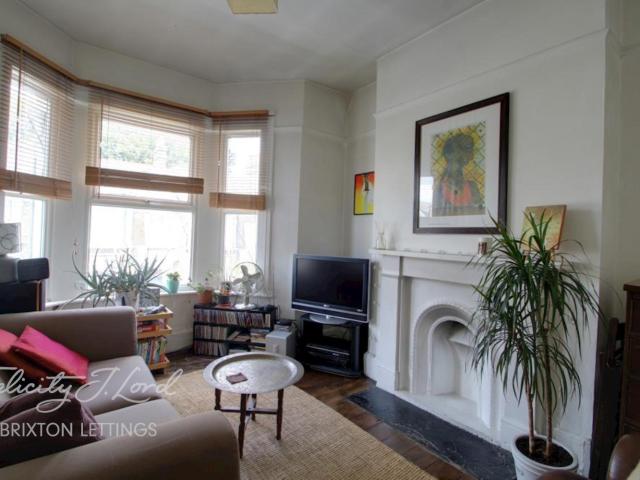 apartment for rent in Morval Road, Brixton