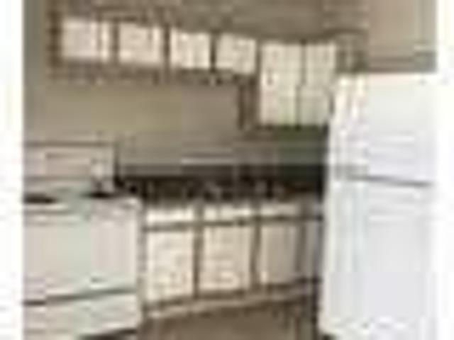 Apartment for rent in Moss Point. Parking Available!