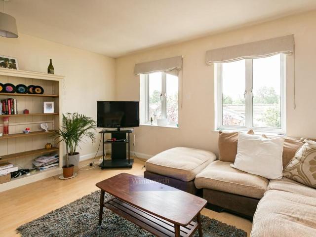 apartment for rent in Macleod Street, SE17 3HB