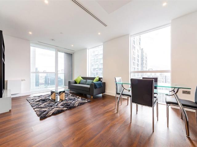apartment for rent in Maine Tower, Canary Wharf, London