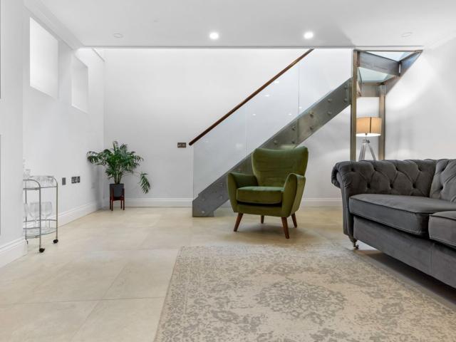 apartment for rent in Marine House, Mount Stuart Square, Cardiff Bay