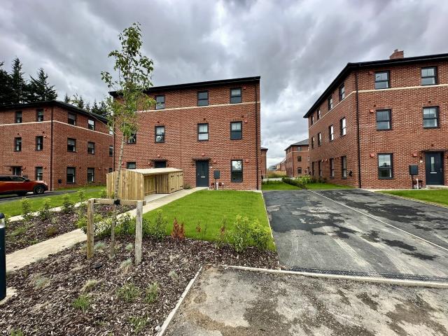 apartment for rent in Maria Rowley Close, Leeds, Crossgates, Leeds, Crossgates