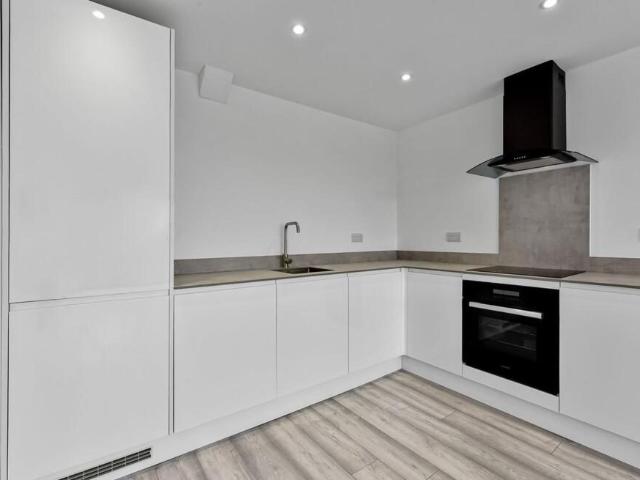 apartment for rent in Marlborough Road, ME7 5BZ