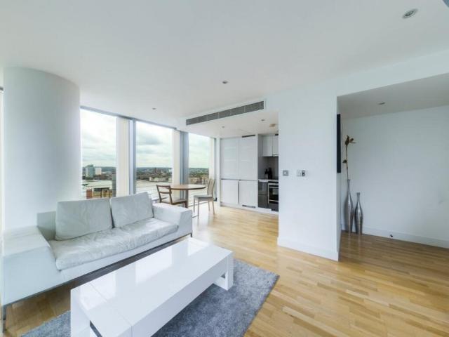 apartment for rent in Marsh Wall, E14 9AL