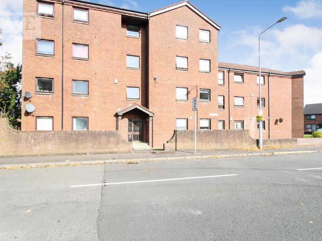 Apartment for rent in Mclean Place, Paisley united kingdom