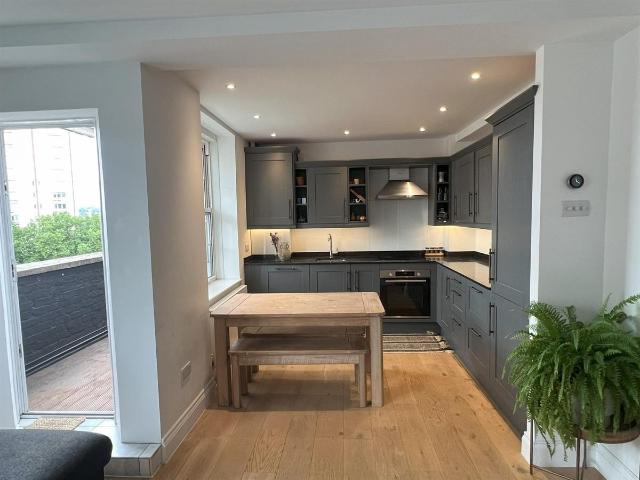apartment for rent in, Mead Close, Belmont Street, NW1