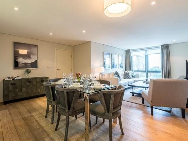apartment for rent in Merchant Square East, London