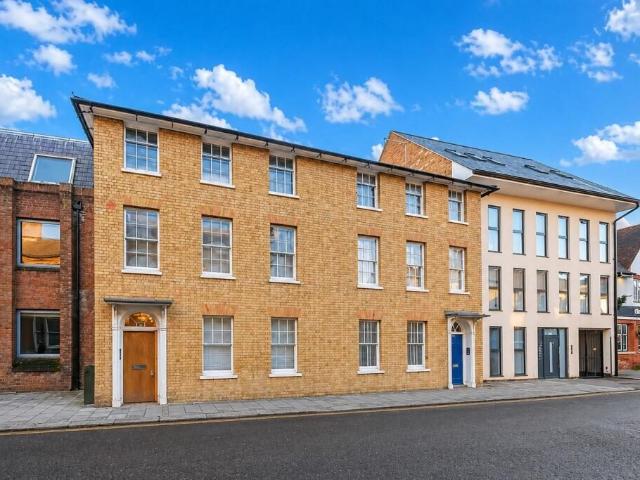 apartment for rent in Mill Street, MK40 3EU